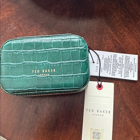 Ted Baker | Bags | Nwt Ted Baker Travel Jewelry Case | Poshmark